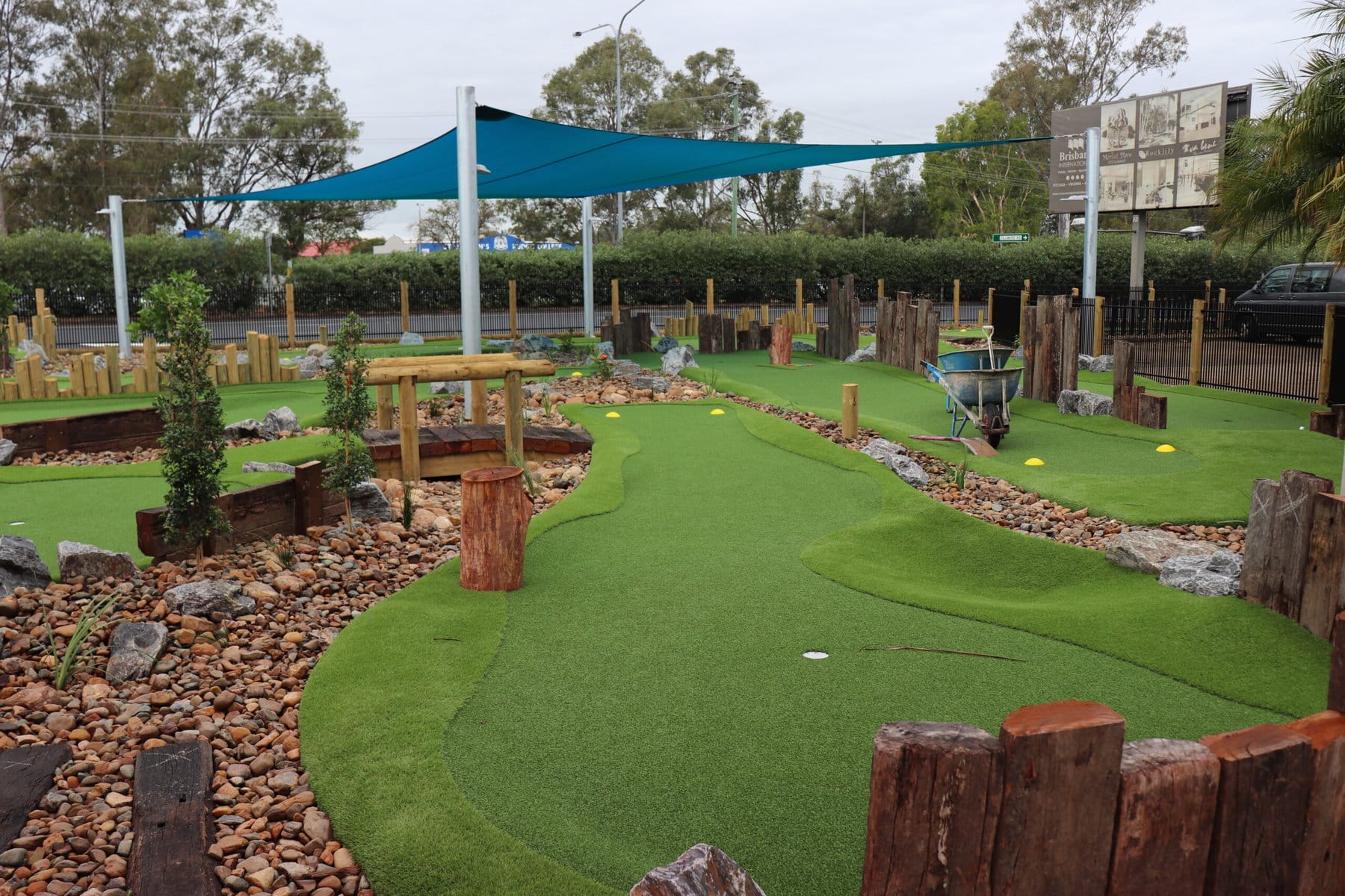 Supreme Greens - mini golf courses, par 3 courses, golf greens & more ...